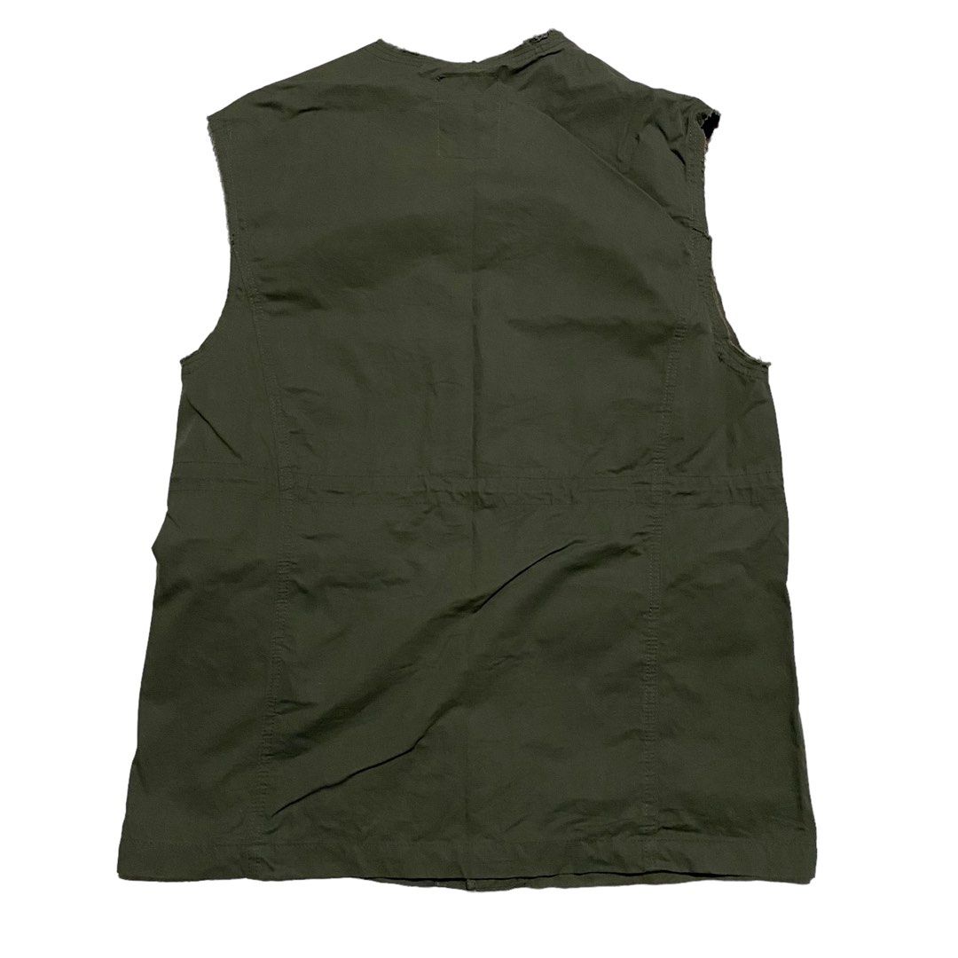 Niko and green olive military vest, Fesyen Pria, Pakaian , Baju Luaran ...