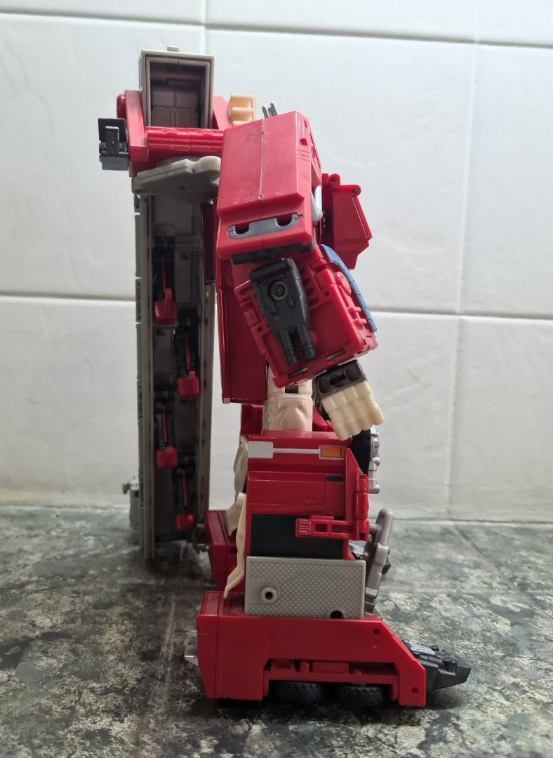 OPTIMUS PRIME FIRE CONVOY - 2001 Hasbro TRANFORMERS Robot In Disguise ...