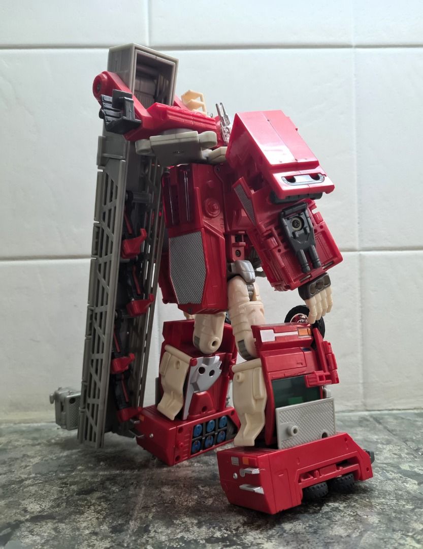 OPTIMUS PRIME FIRE CONVOY - 2001 Hasbro TRANFORMERS Robot In Disguise ...