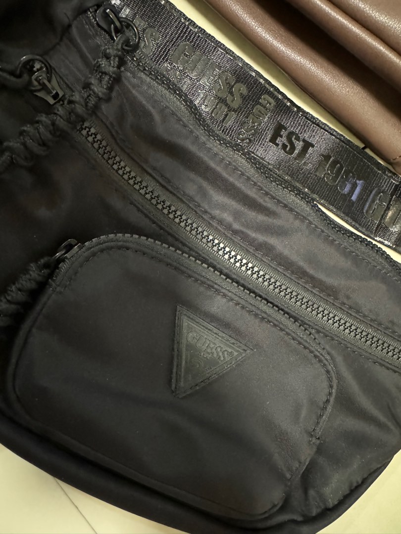 Original Guess Fanny Pack, Women's Fashion, Bags & Wallets, Cross-body ...
