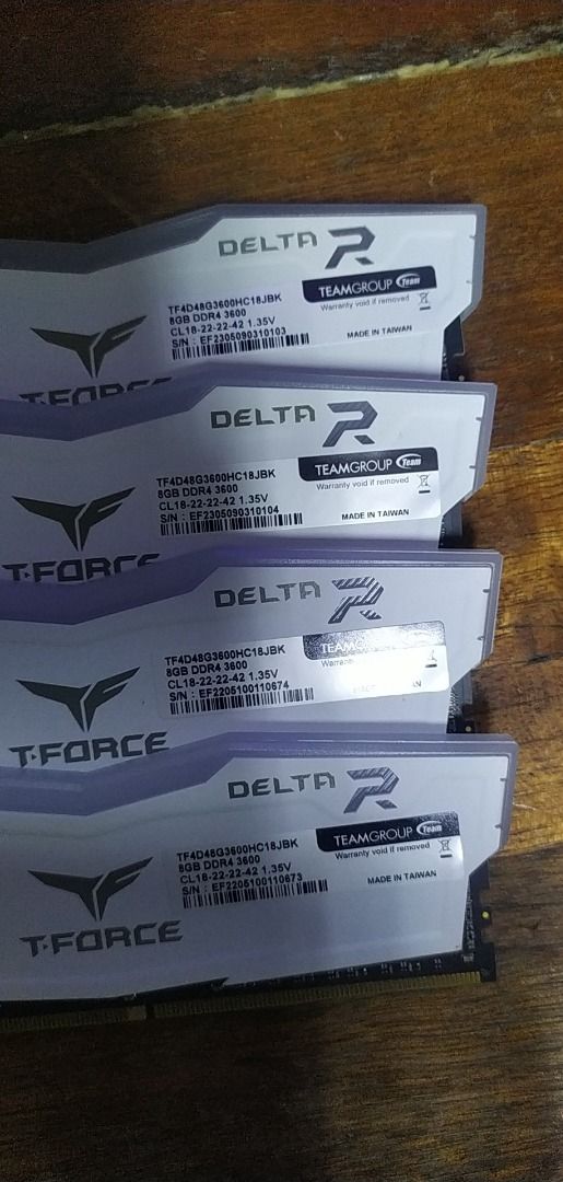 PC GAMING RAM - TForce Delta RGB White - DDR4 3600mhz CL18 - 4x8GB (Can ...