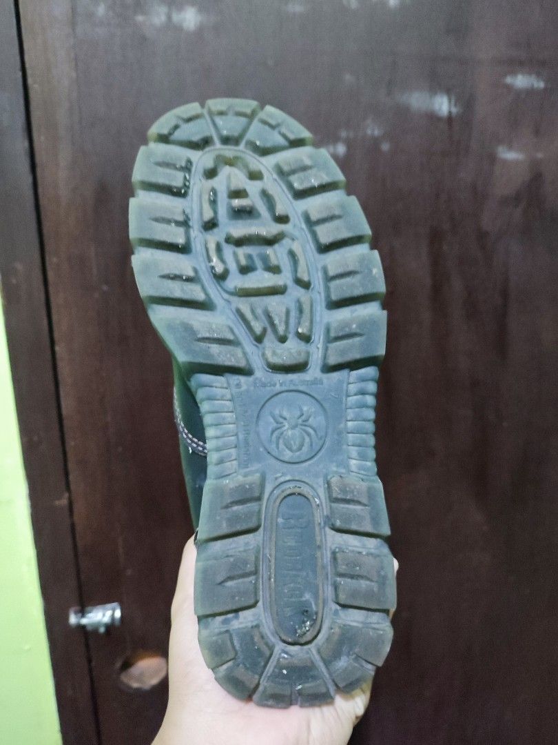 Redback Boots, Men's Fashion, Footwear, Casual Shoes on Carousell