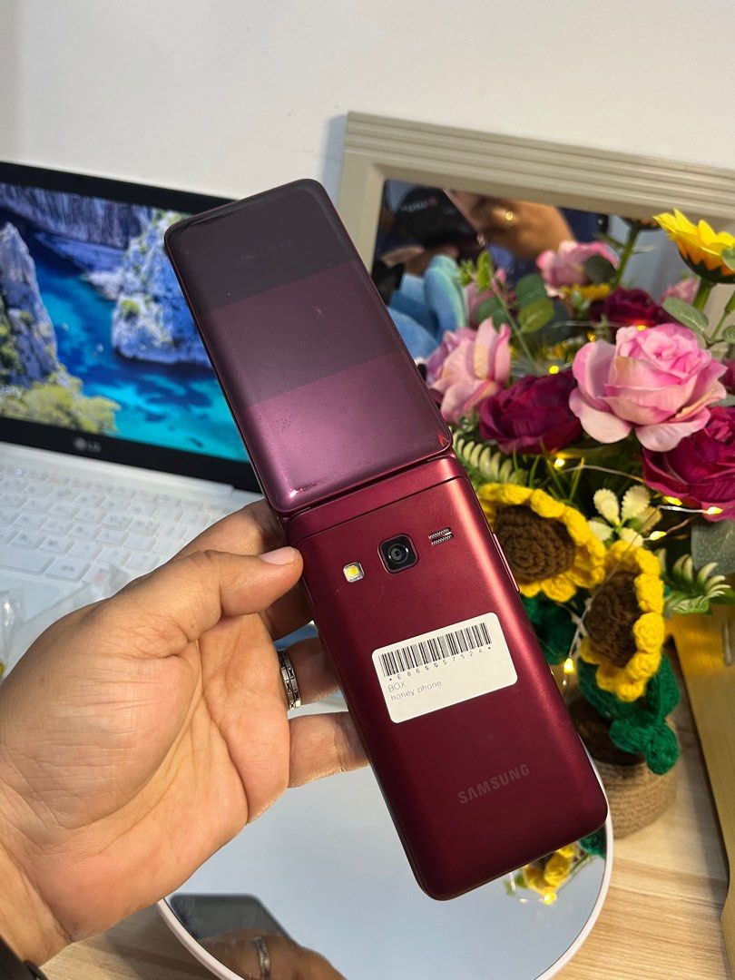 Samsung folder 2 version 2, Mobile Phones & Gadgets, Mobile Phones ...