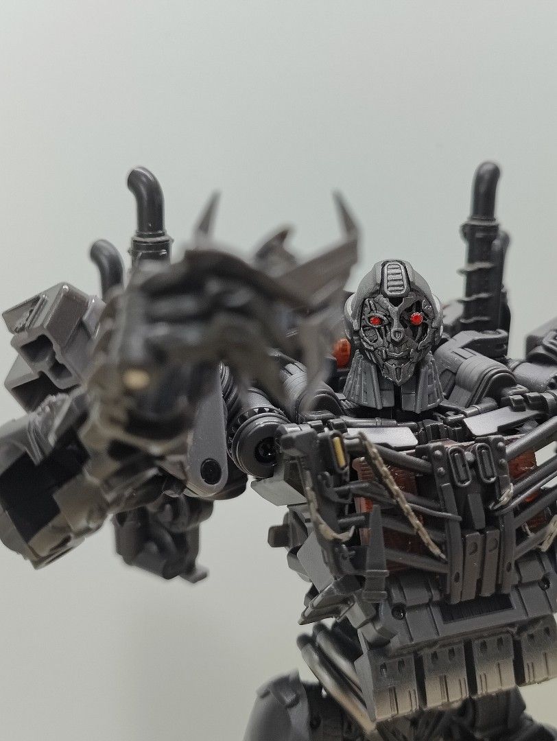 Scourge + Upgrade kit (Transformers Studio Series 101 ROTB Leader Class ...