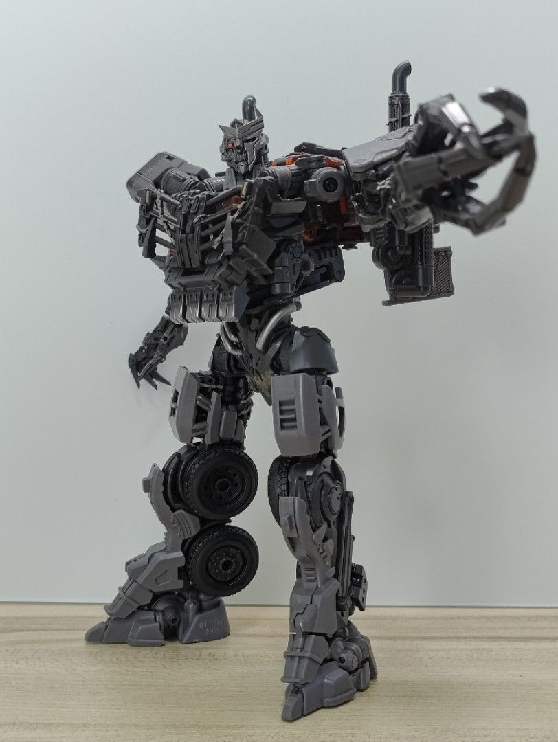 *Reserved* Scourge + Upgrade kit (Transformers Studio Series 101 ROTB ...