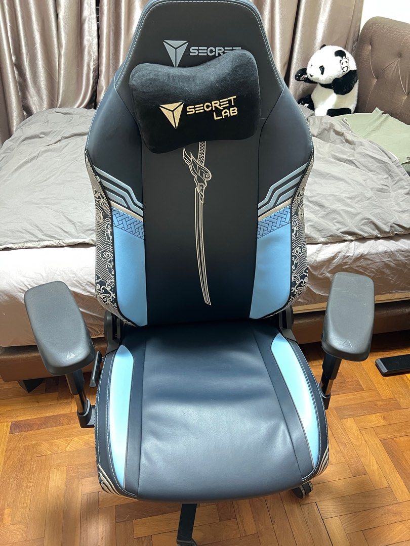 Secretlab Titan Evo 2022 Series R22PU-Yasuo, Furniture & Home Living ...