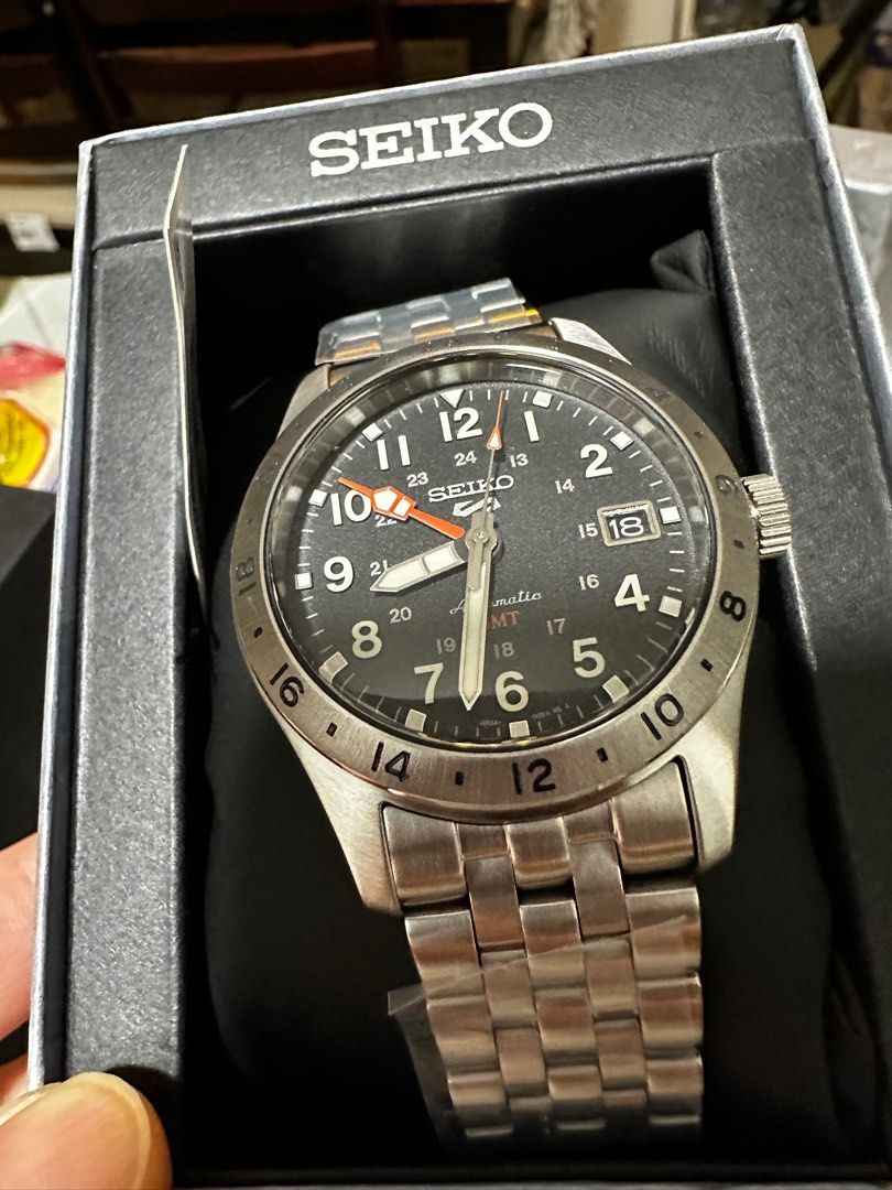 Seiko field gmt 2024 SSK023K1, Men's Fashion, Watches & Accessories ...