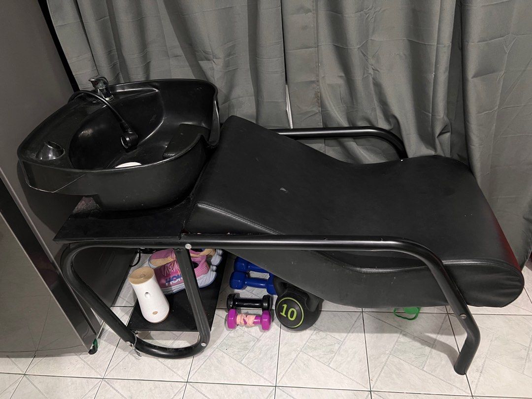 Shampoo Bed, Furniture & Home Living, Furniture, Bed Frames ...