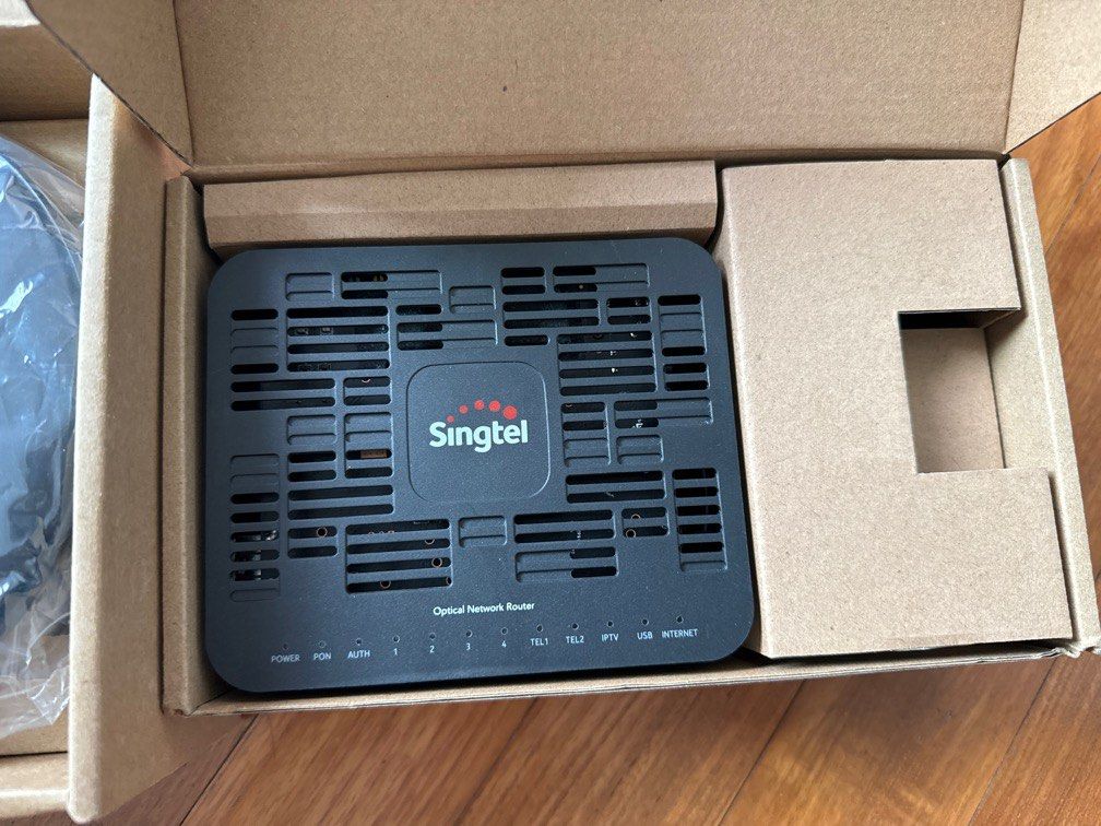 SingTel Optical Network Router and Mesh Extender ( Dual Pack), Computers & Tech, Parts ...