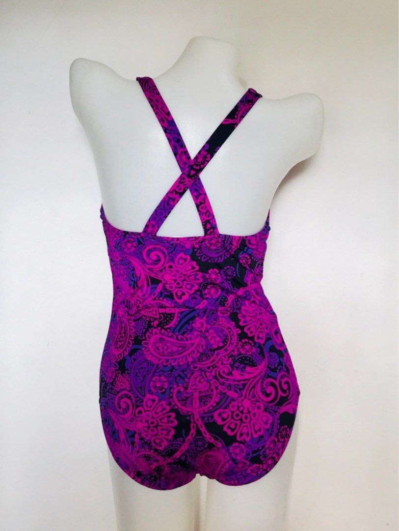 (Small) Speedo Swimsuit, Women's Fashion, Swimwear, Bikinis & Swimsuits ...