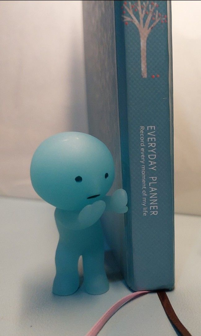 Smiski Bath and Toilet Series (Looking, Scrubbing, Squatting; Blue ...