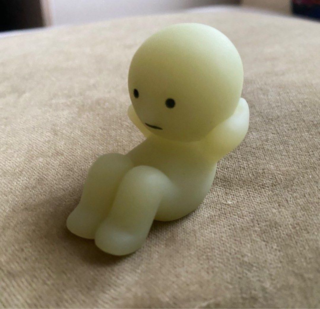 Smiski Exercise Series: Doing Crunches, Hobbies & Toys, Toys & Games on ...