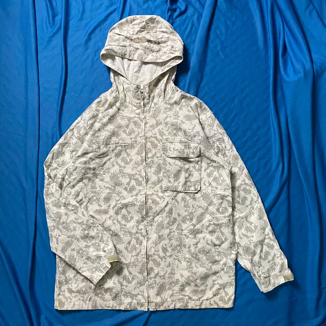 Snow Camo Hoodie Jacket Airwalk white Camo design, Men's Fashion, Coats ...