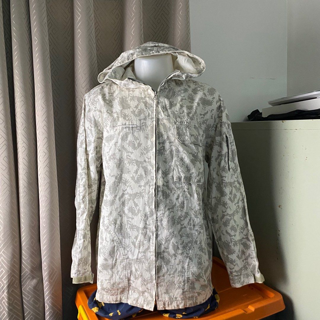 Snow Camo Hoodie Jacket Airwalk white Camo design, Men's Fashion, Coats ...
