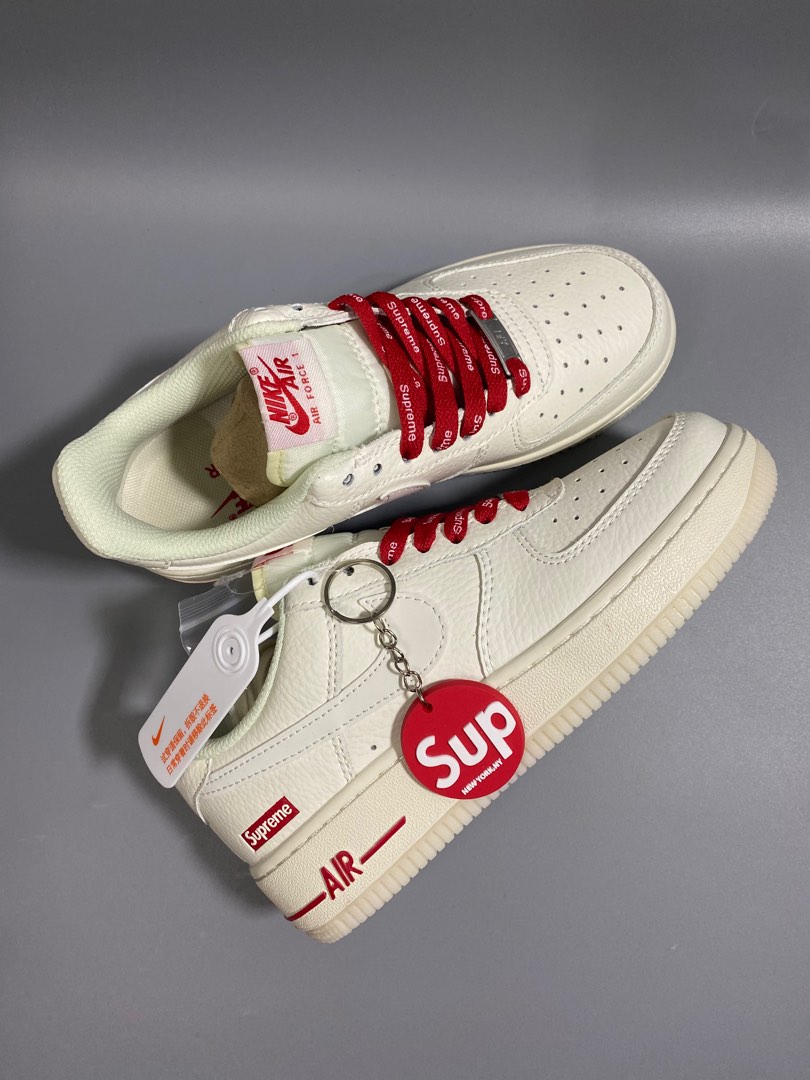 SUPREME, Luxury, Sneakers & Footwear on Carousell