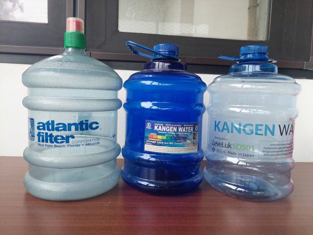TAKE ALL PRELOVED 3 GALON MINI AIR BOTOL MINUM WATTER BOTTLE, Kitchen ...