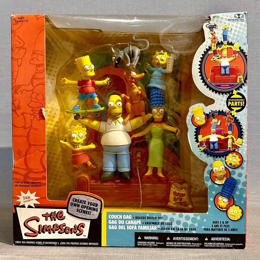 The Simpsons Figures in Couch Gag Deluxe Box Set by McFarlane Toys ...