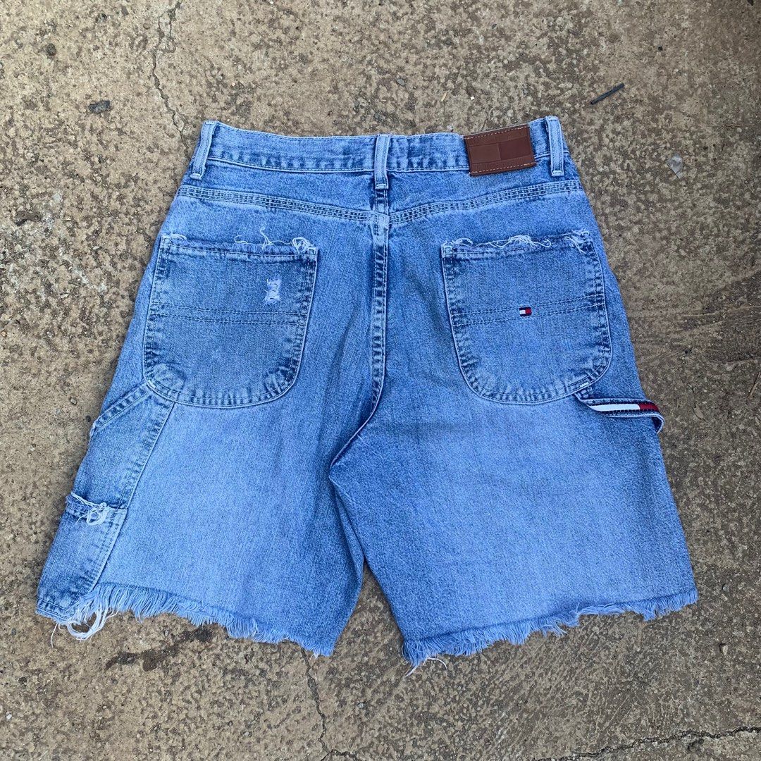 Tommy Hilfiger carpenter jorts(distressed), Men's Fashion, Bottoms ...