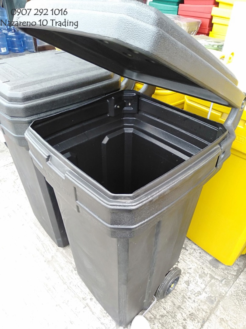 Trash bin roller king w/wheels supplier 549, Furniture & Home Living ...