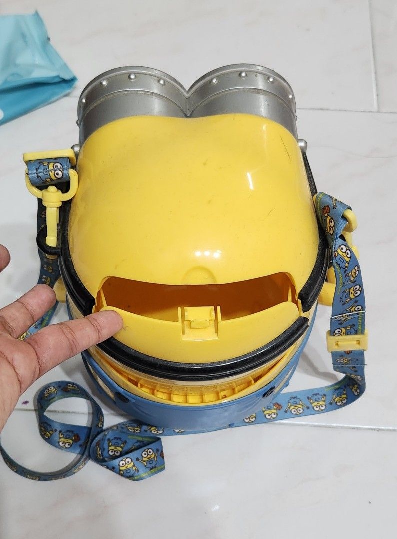 USS Minion Popcorn bucket, Hobbies & Toys, Toys & Games on Carousell