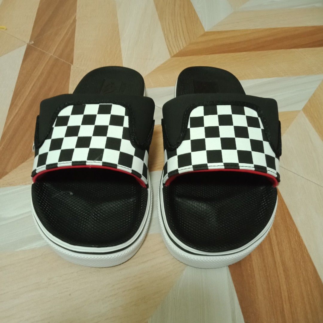 vans checkerboard slides, Men's Fashion, Footwear, Slippers & Slides on ...