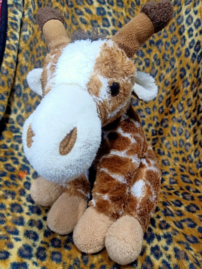 VERY CUTE REALISTIC GIRAFFE SOFT COMFORT PLUSH BY RAVENSDEN, Hobbies ...