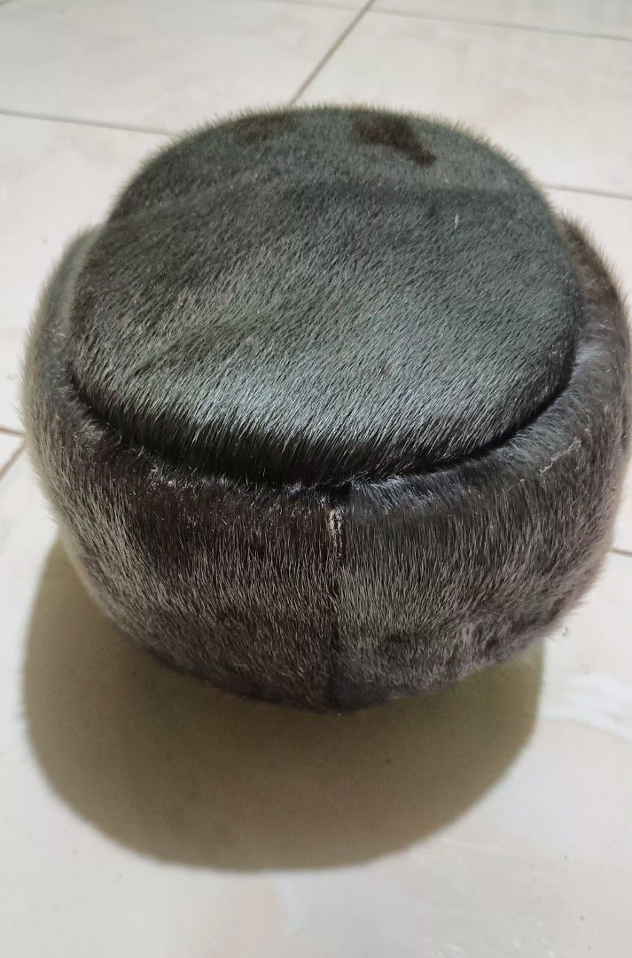 1960s Seal Skin Hat, Women's Fashion, Watches & Accessories, Hats ...