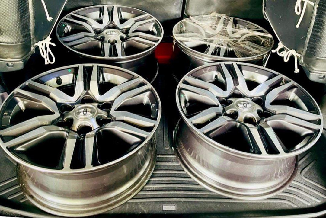 4pcs. 17 Toyota Fortuner GEN 4 ENKEI Magwheels Orig Paint Super Fresh ...