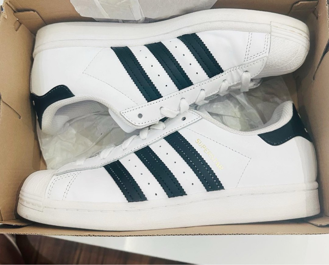 ADIDAS SUPERSTAR size US7, Men's Fashion, Footwear, Sneakers on Carousell