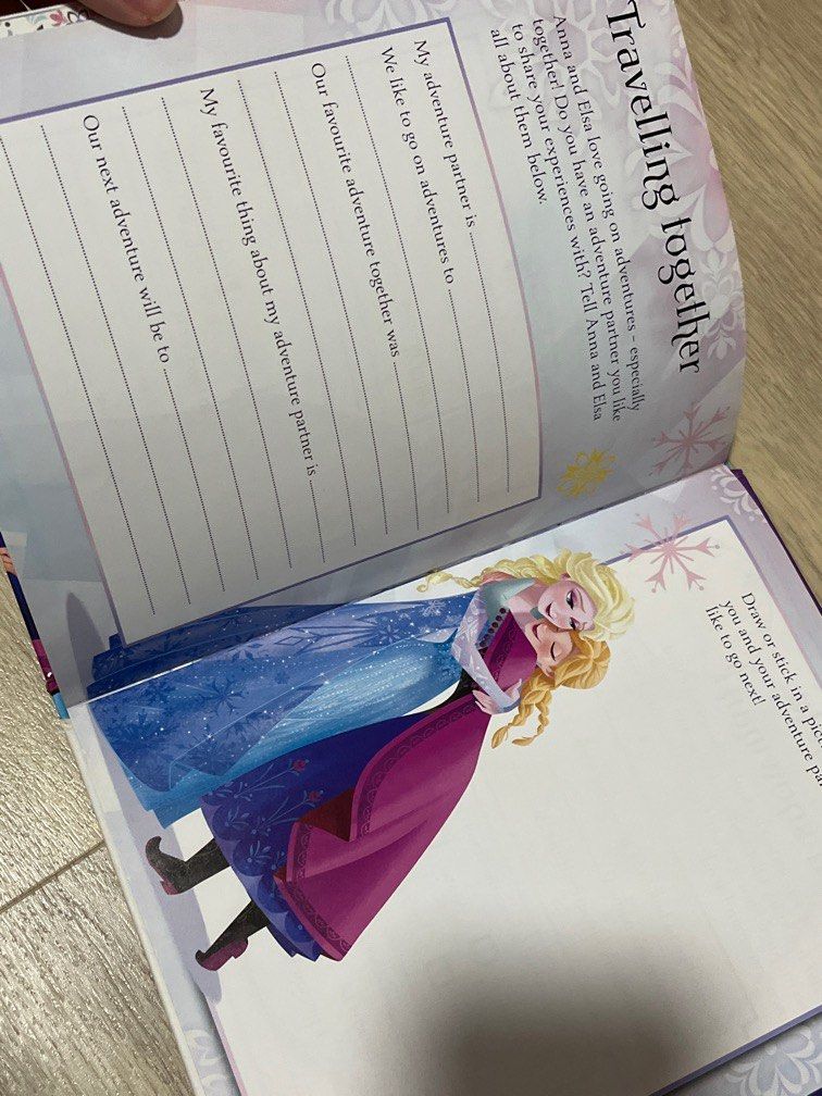 Anna and Elsa’s book of secrets, Hobbies & Toys, Books & Magazines ...
