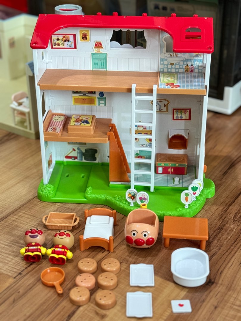 Anpanman Town Welcome! Fun Pan Kosho House, Hobbies & Toys, Toys ...