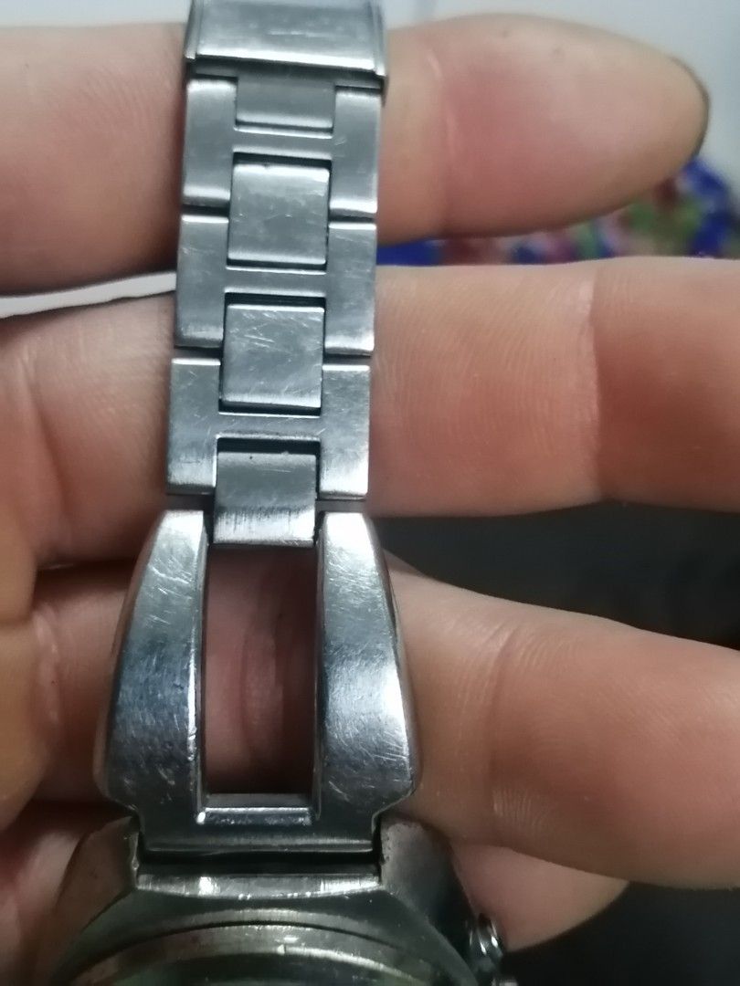 Authentic vintage AKA Alba V657-6030 by Seiko Quartz Black Dial Men's ...