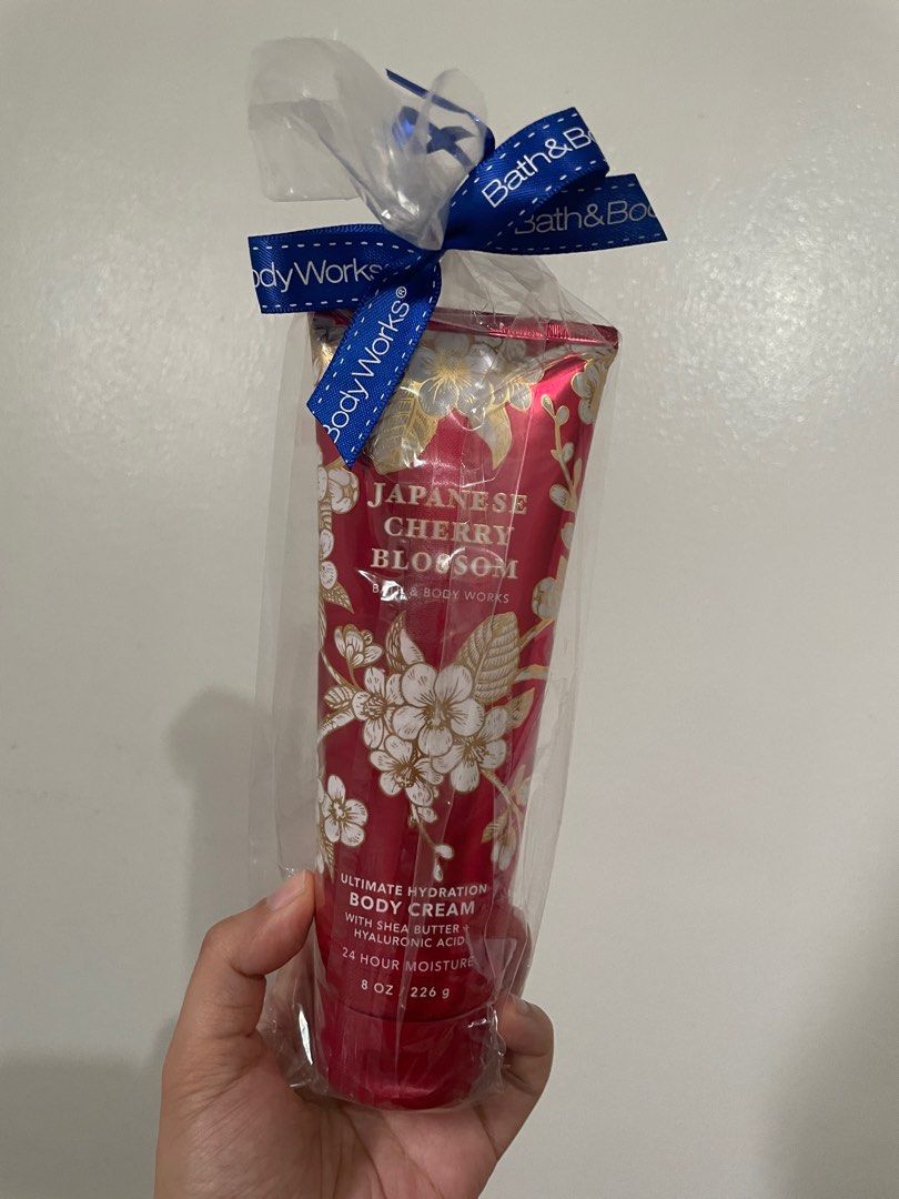 Bath and Body Works Japanese Cherry Blossoms body cream, Beauty & Personal Care, Bath & Body ...