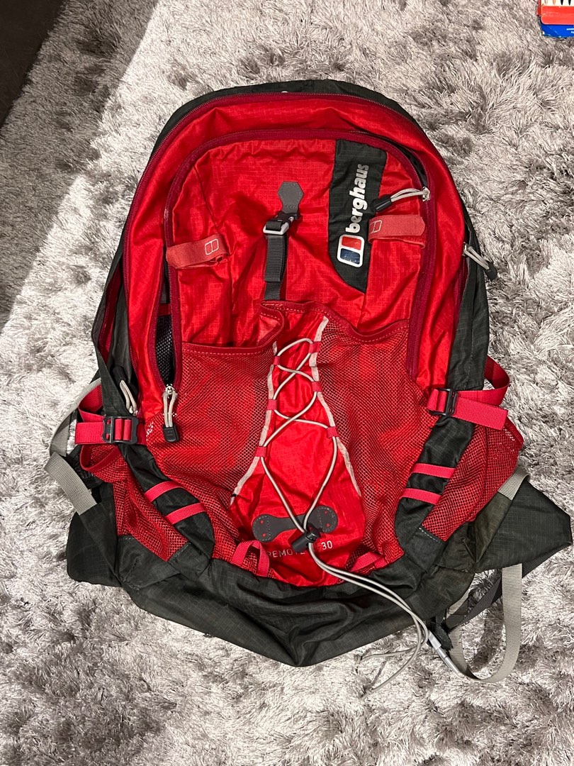 Berghaus 30L, Men's Fashion, Bags, Backpacks on Carousell