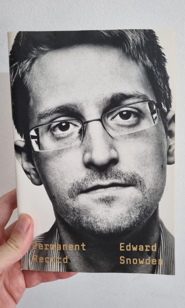 Book: Edward Snowden "Permanent record", Hobbies & Toys, Books ...