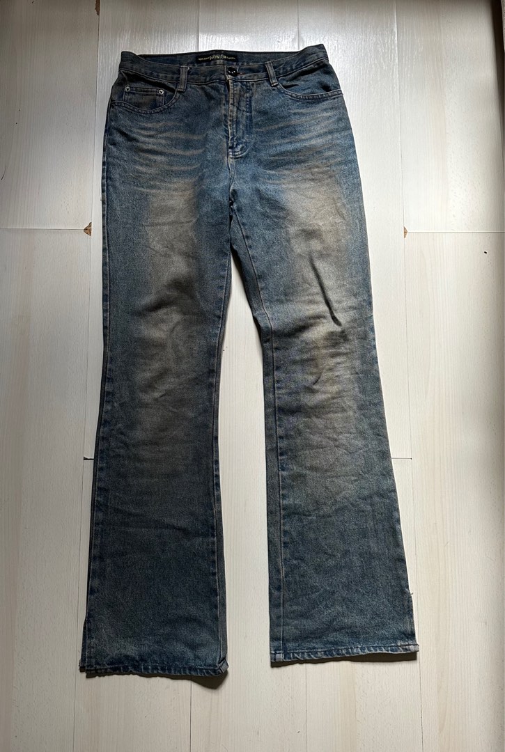 Blue Bootcut Jeans w/ Split Hem, Men's Fashion, Bottoms, Jeans on Carousell