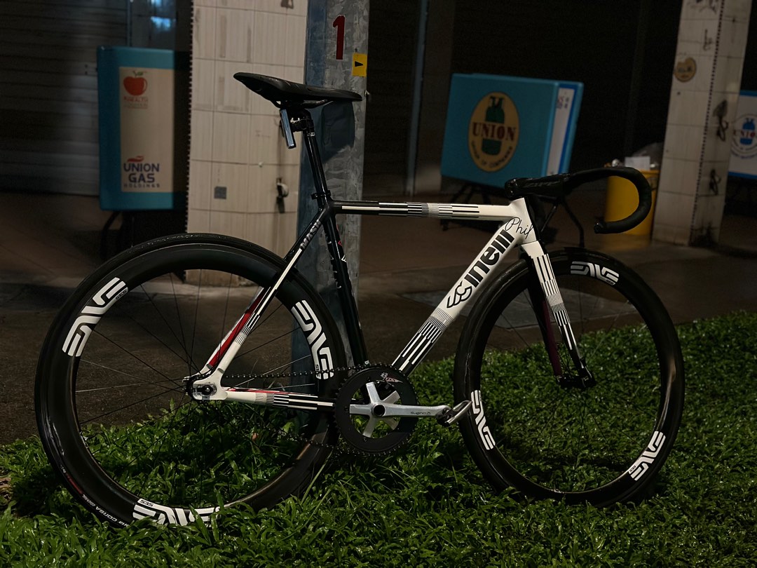 Cinelli parallax fixie, Sports Equipment, Bicycles & Parts, Bicycles on ...