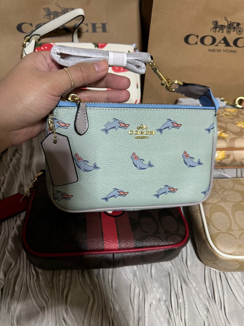 Coach Micro Bag, Women's Fashion, Bags & Wallets, Shoulder Bags on ...