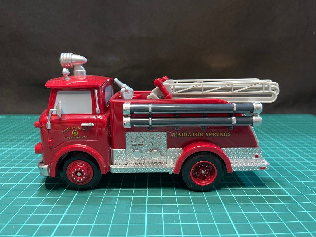 DISNEY PIXAR CARS RED FIRETRUCK, Hobbies & Toys, Memorabilia ...
