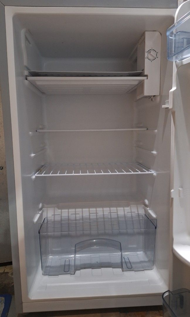 Hanabishi Refrigerator HASREF-33, TV & Home Appliances, Kitchen ...