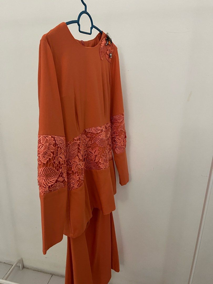 Hatta Dolmat RTW, Women's Fashion, Muslimah Fashion, Baju Kurung & sets ...