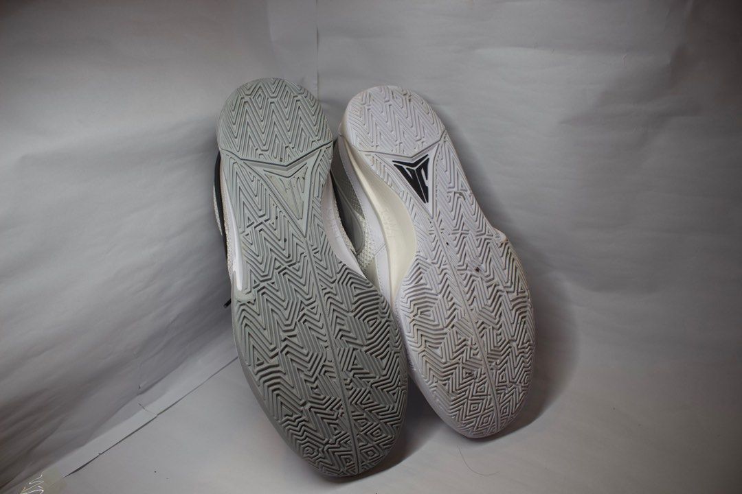 Ja Morant 1 Light Smoke Grey, Men's Fashion, Footwear, Sneakers on ...
