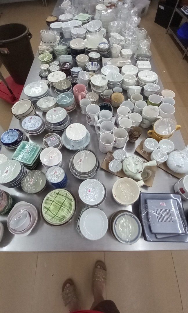 Japan Surplus Plates and Cups, Furniture & Home Living, Bathroom ...