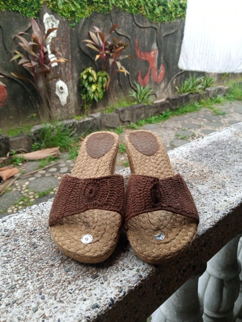 Kultura Modern Bakya, Women's Fashion, Footwear, Wedges on Carousell