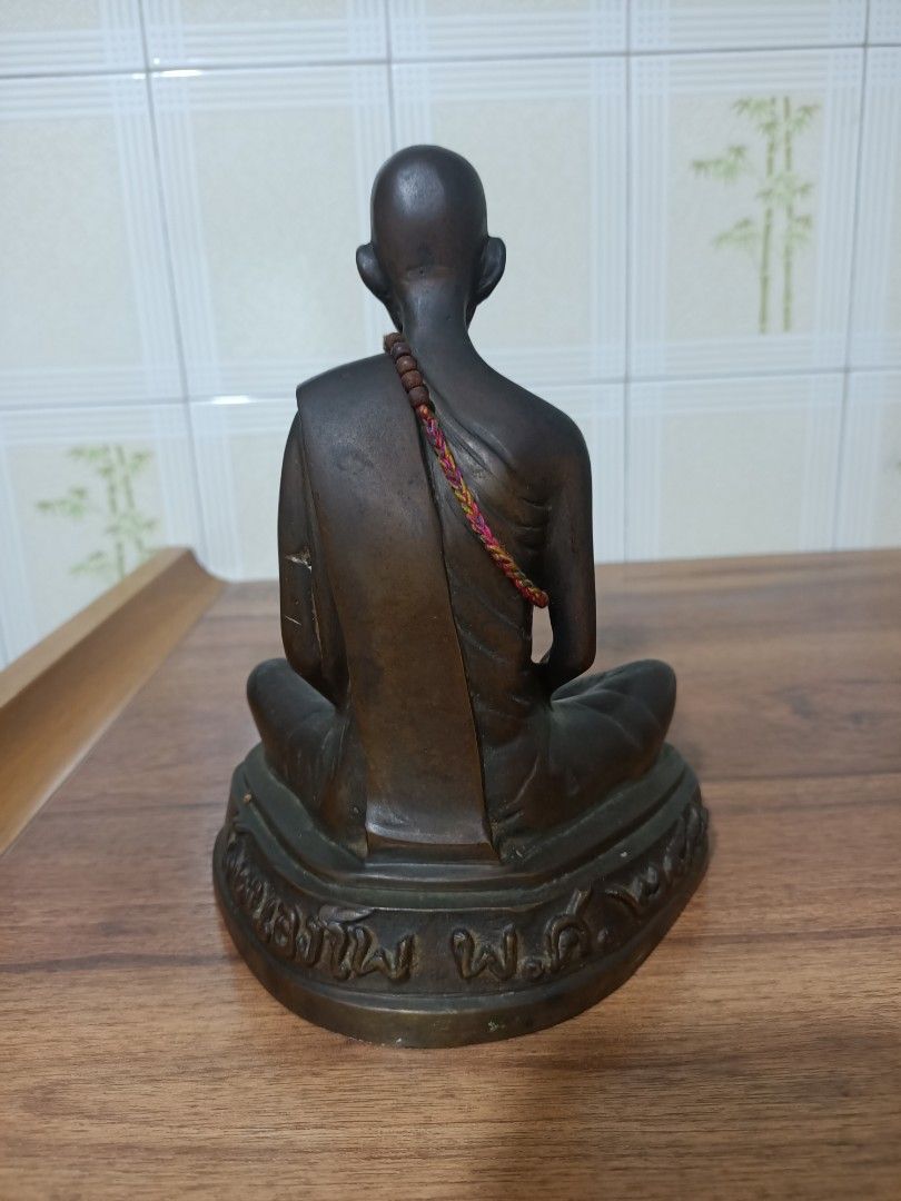 Lp statue 5 inches, Hobbies & Toys, Memorabilia & Collectibles ...