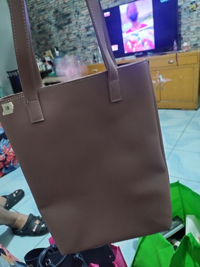 Marikina made leather bag, Women's Fashion, Bags & Wallets, Tote Bags ...