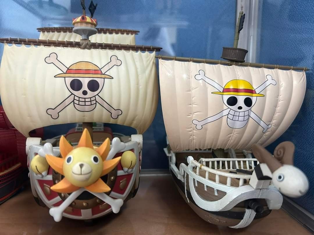 One Piece Ship Thousand Sunny and Going Merry, Hobbies & Toys, Toys ...