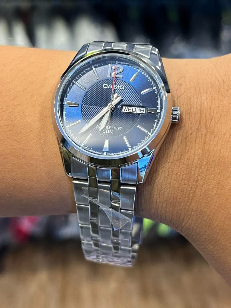 ORIGINAL CASIO Analog Blue Dial Men's Watch MTP-1335D-2AV, Luxury, Watches on Carousell