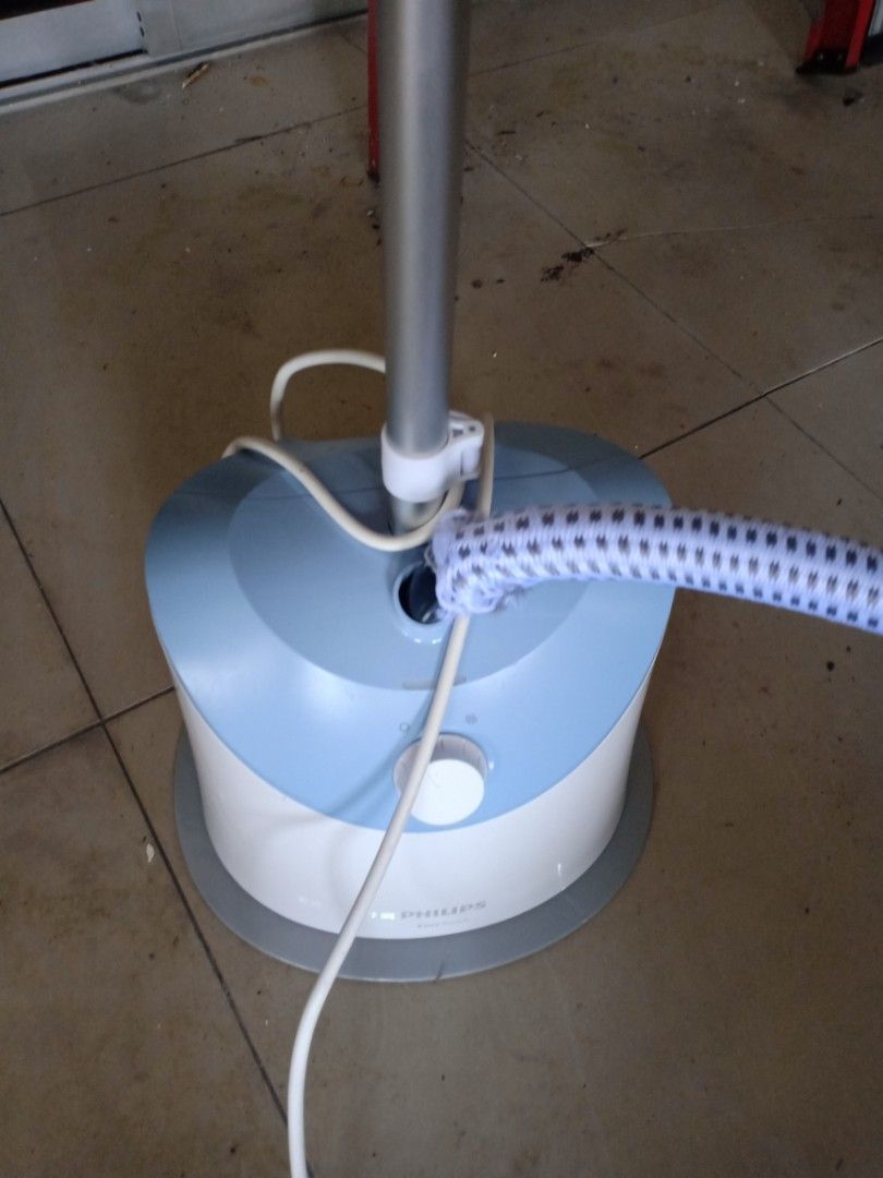Philip Standing Steam Iron, TV & Home Appliances, Irons & Steamers on ...