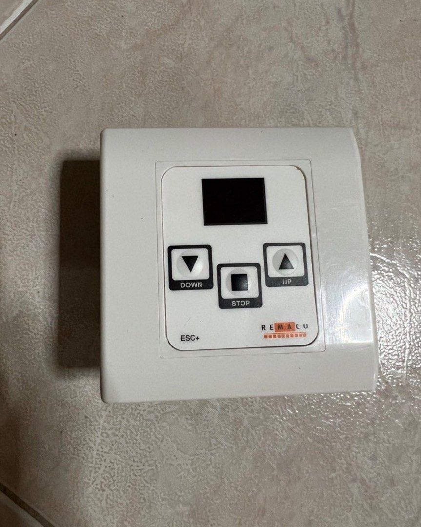 Remaco Screen controller (manual), Everything Else on Carousell